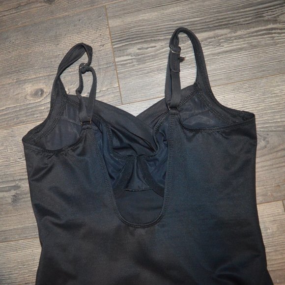 Miraclesuit | Swim | Vintage Miraclesuit Slimming Faux Wrap Onepiece ...